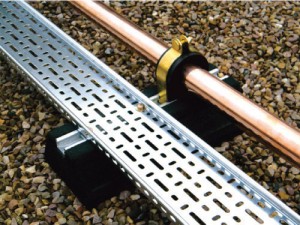 Pump House Flexi-Foot with Strut